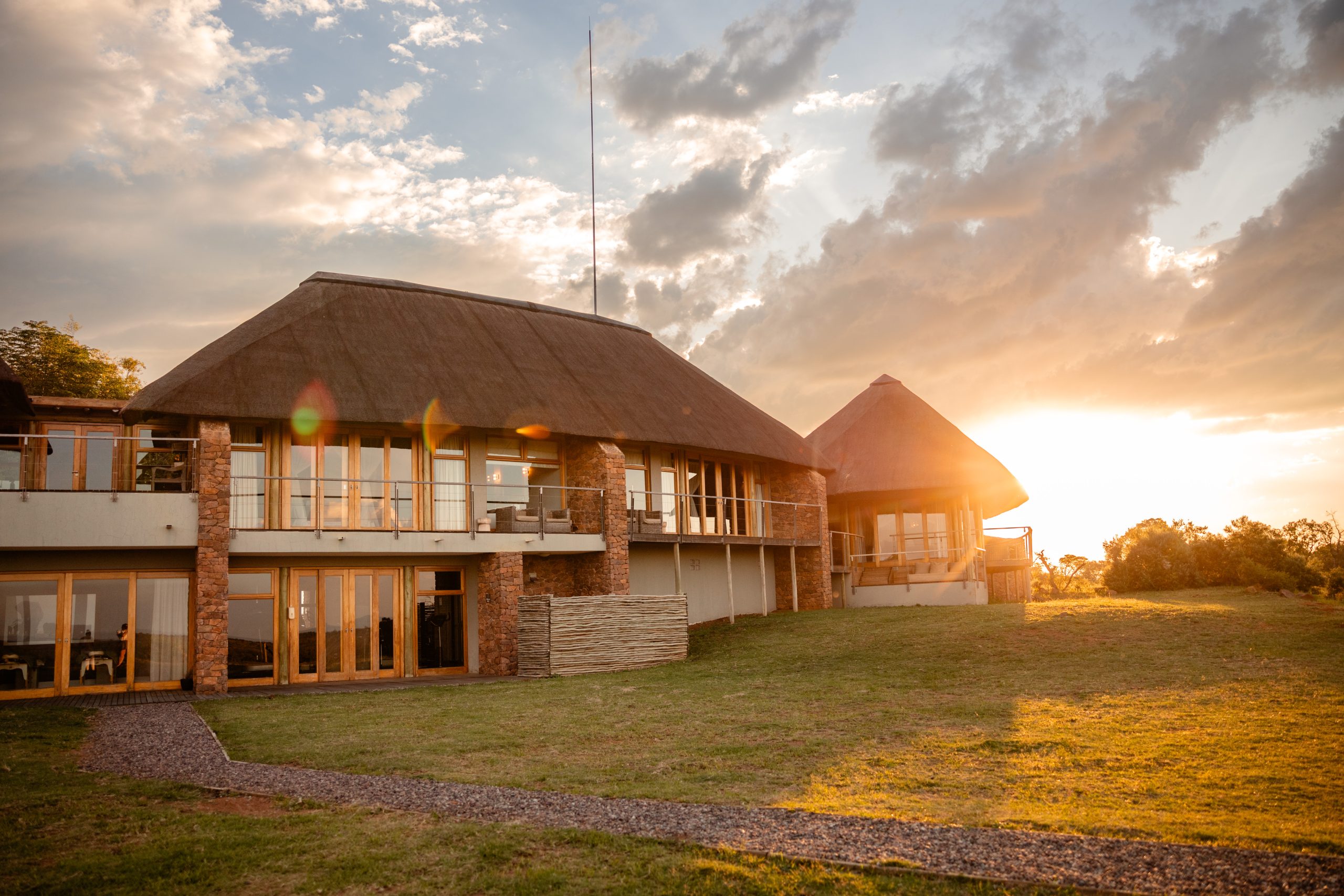 Welcome to Mhondoro Safari Lodge and Villa – Host Sponsor of Safari ...